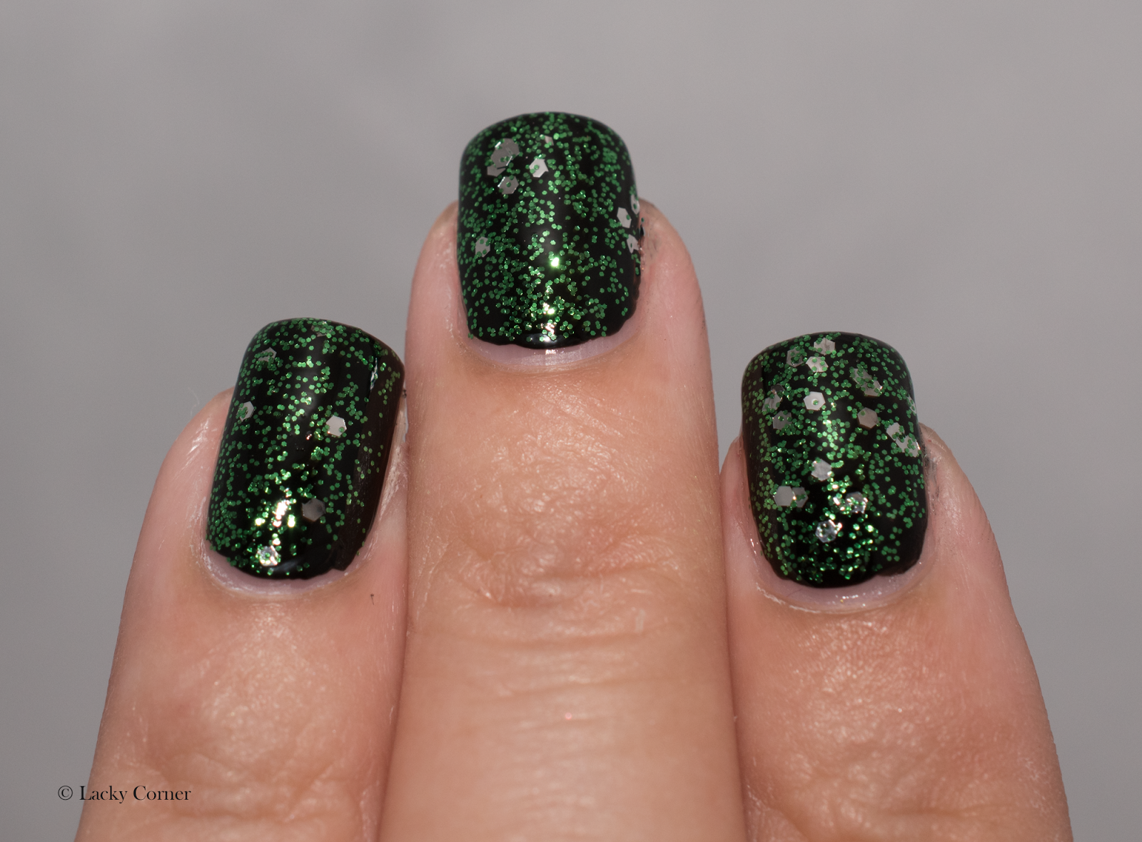 Lacky Corner: Reader's Choice - OPI Fresh Frog of Bel Air
