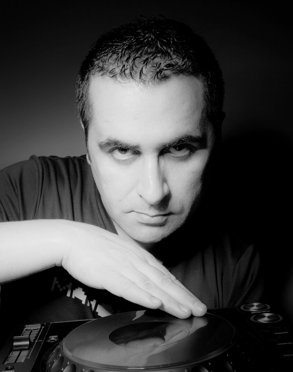 Información Gneral | Manel López | DJ & Producer