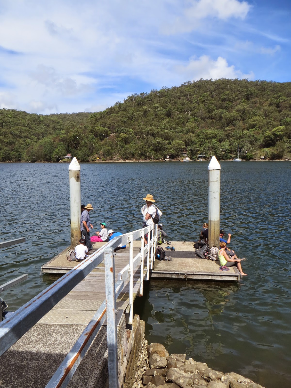 Wondabyne Station to Pindar Cave Walk