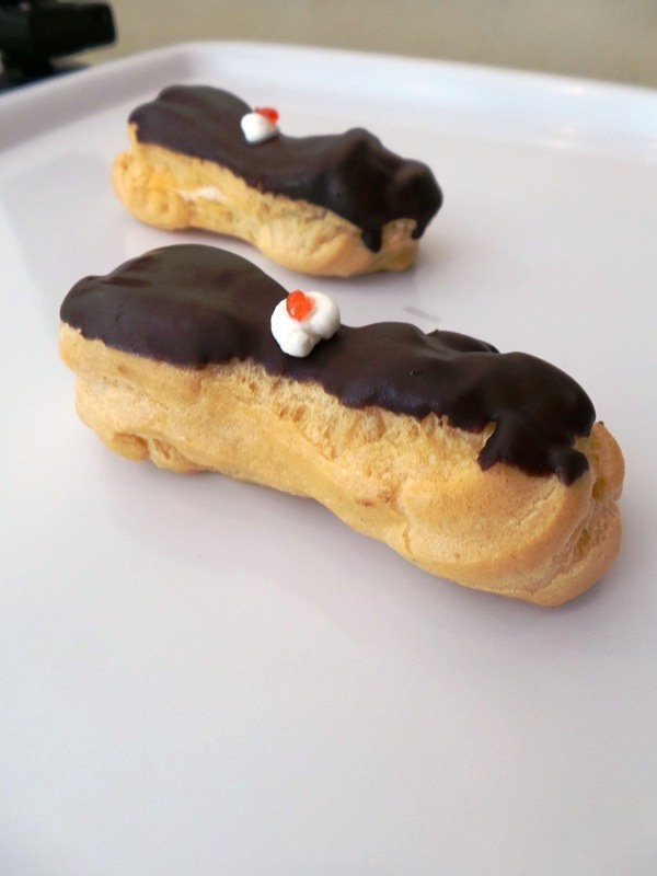 Soes Merdeka, Legenda Toko Soes di Bandung | Basilicha