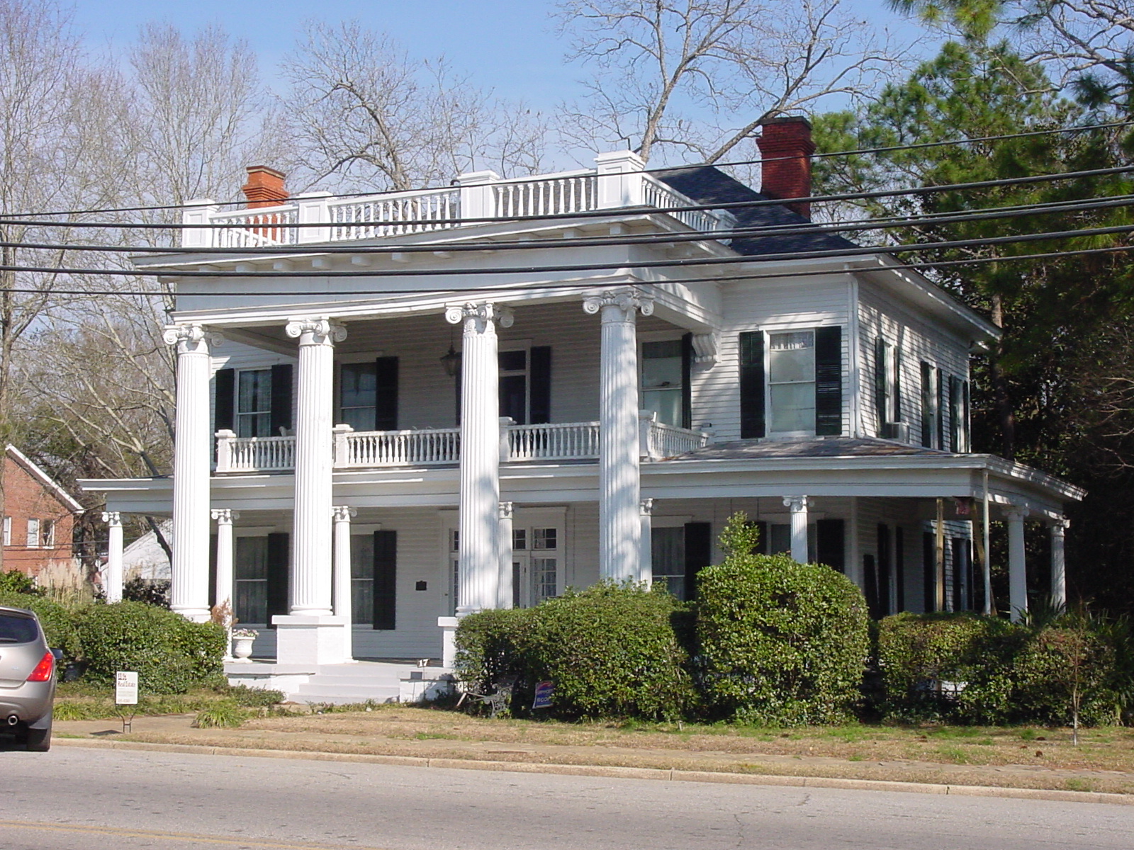 Henderson Hall: Henderson Hall Info