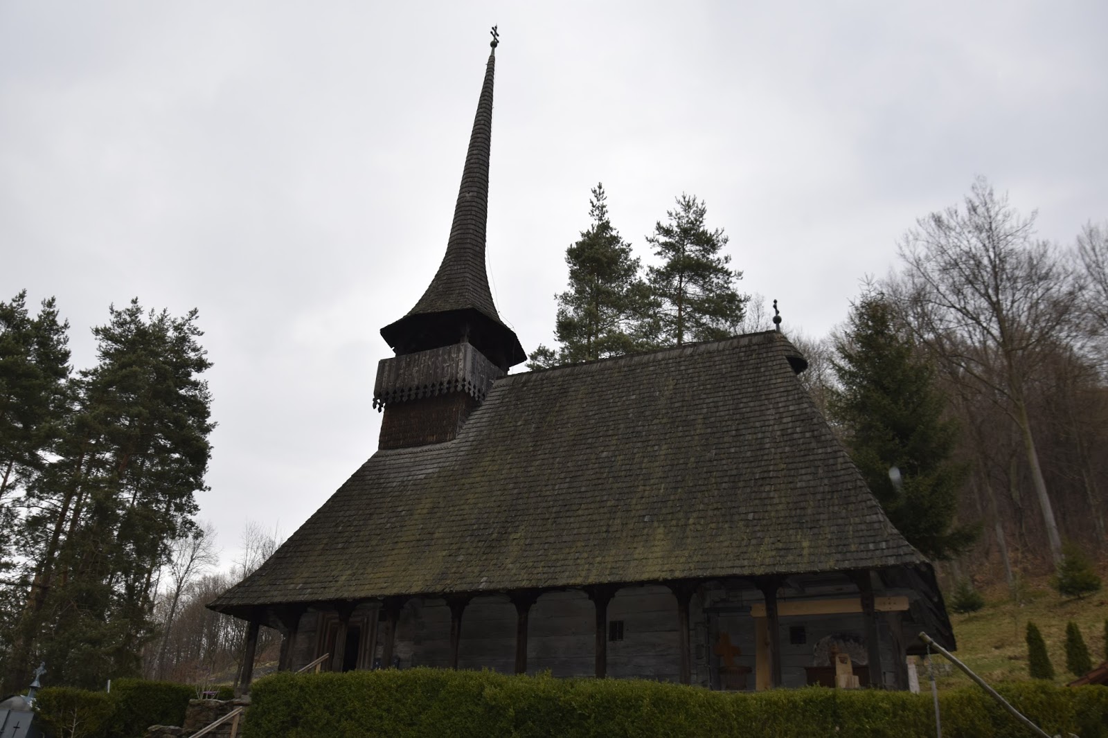 Manastirea Ciucea… – Dar!