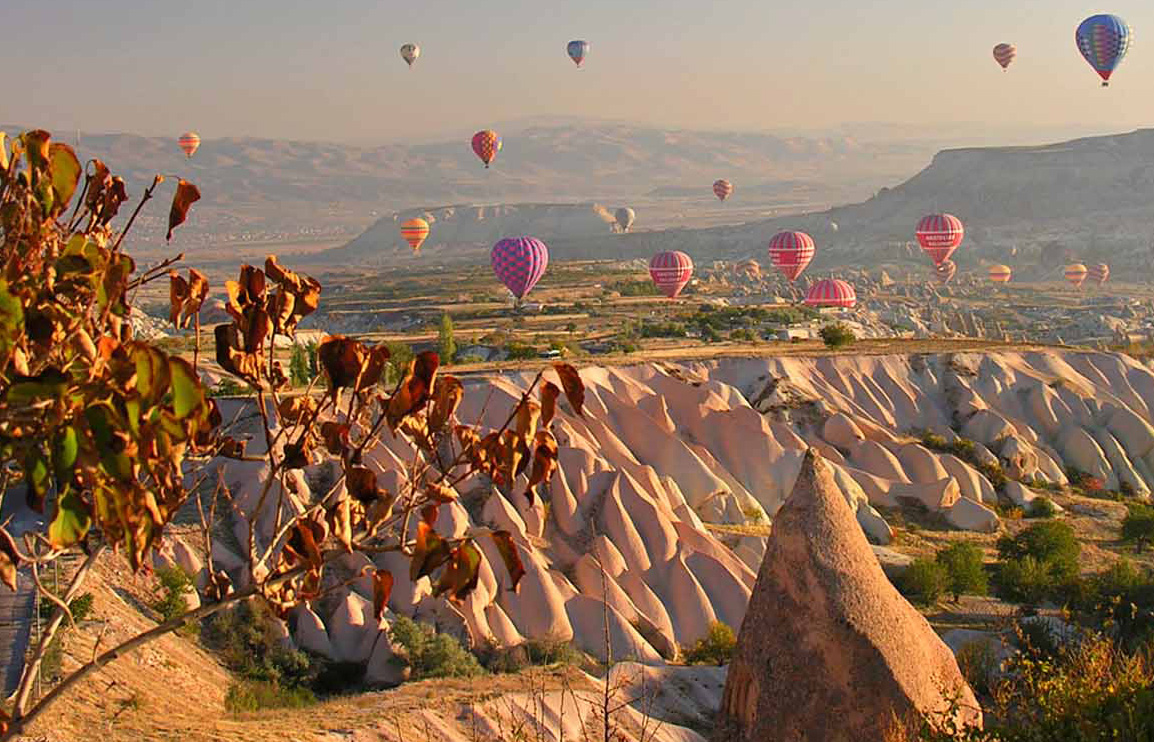 Blog Umroh Wisata: Cappadocia Turki, Negeri Sang Flinstones