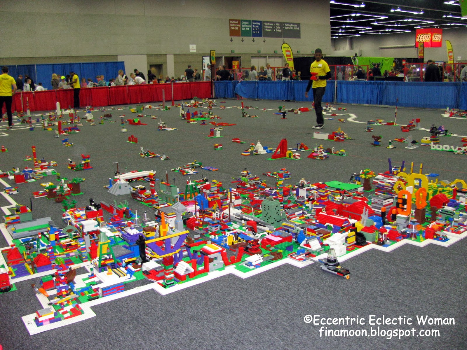 Eccentric Eclectic Woman: LEGO® KidsFest in Portland - My Experience