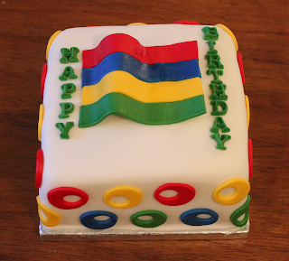 Cupcake Lovers in Paris: Mauritius theme cake!