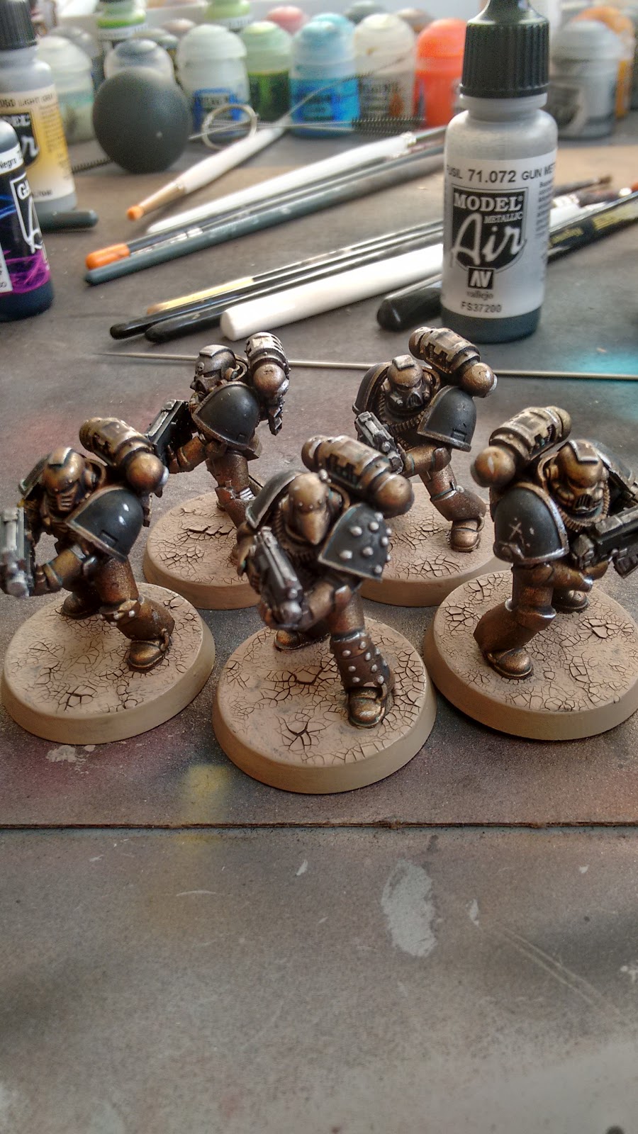 Space Marine Minotaur Chapter Painting Project : GRIM DARK REALMS