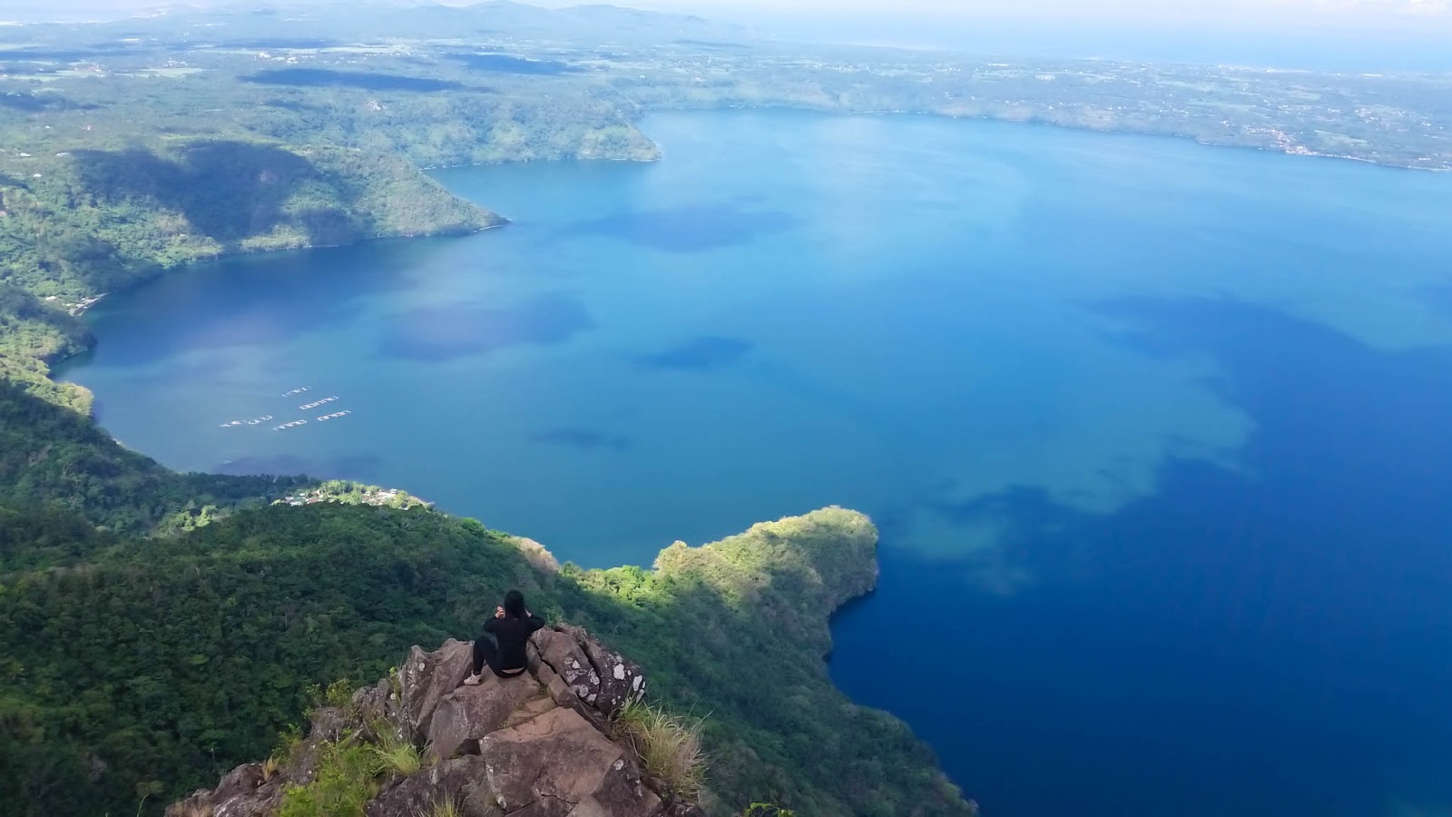 Wandering Den: Twin Hike: Mt. Maculot and Mt. Manabu