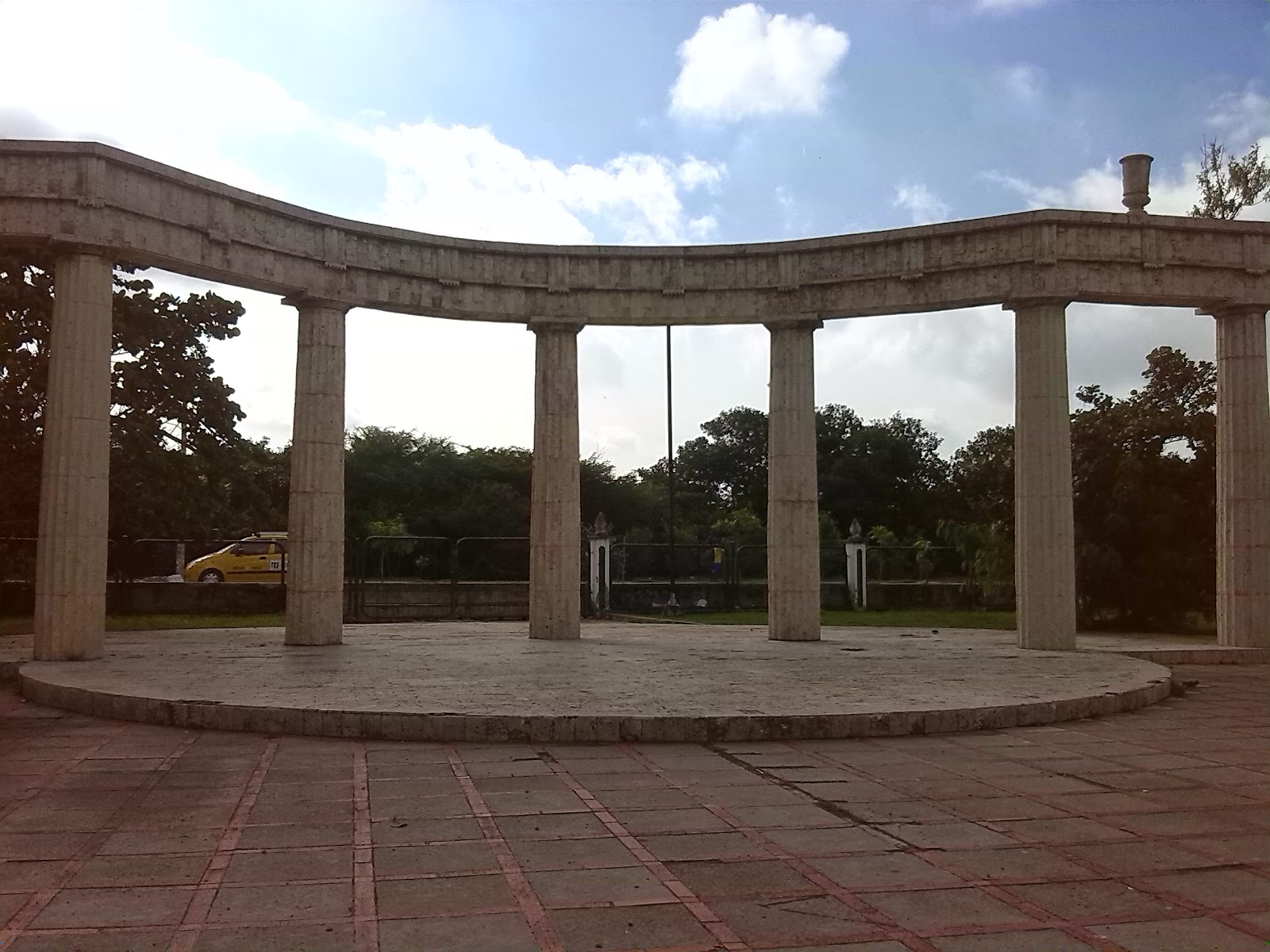 BLOG FOTOGRAFÍA (PARTE 6: CAMINANDO CARTAGENA... PARQUE APOLO)