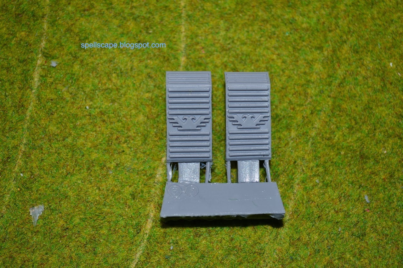 Forge World Fire Raptor Gunship Photo Review