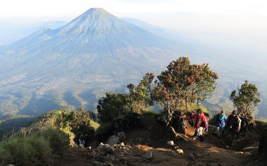 Porter Sumbing, Pendakian Gunung Sumbing via Garung Baru, Guide Sumbing ...