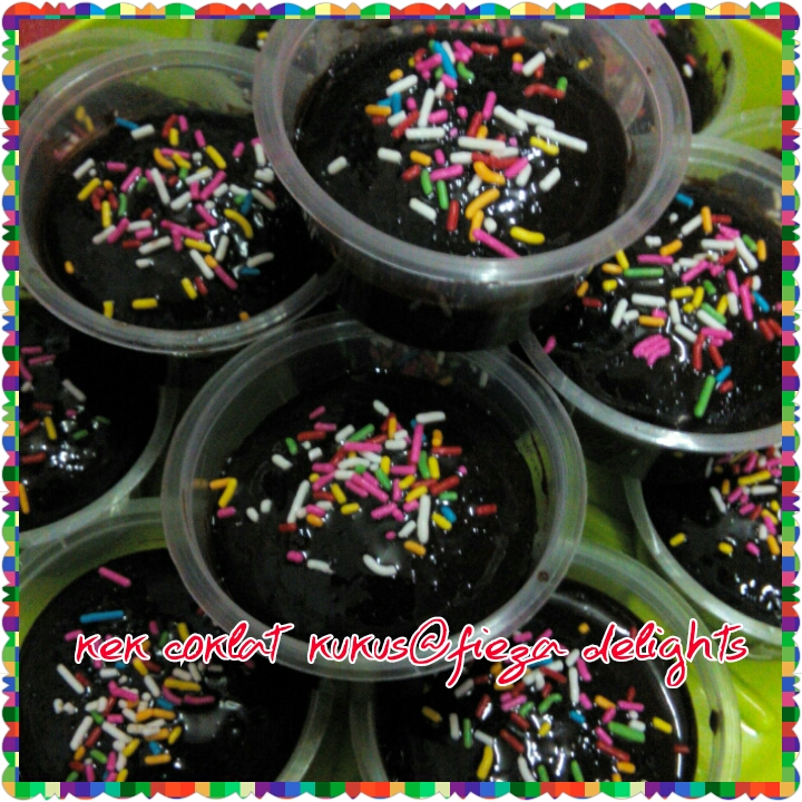 FIEZA DELIGHTS: KEK COKLAT KUKUS ACUAN KECIL