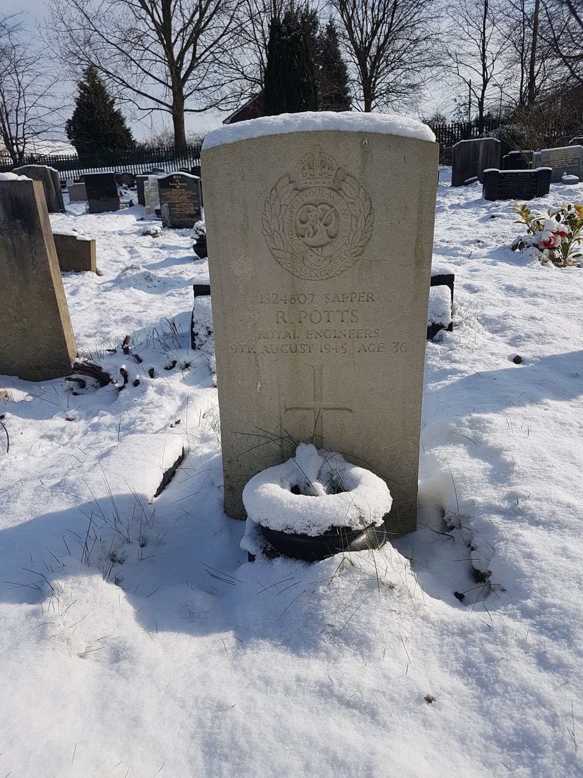 War Graves and Memorials: Stockport Cemetery and Crematorium.