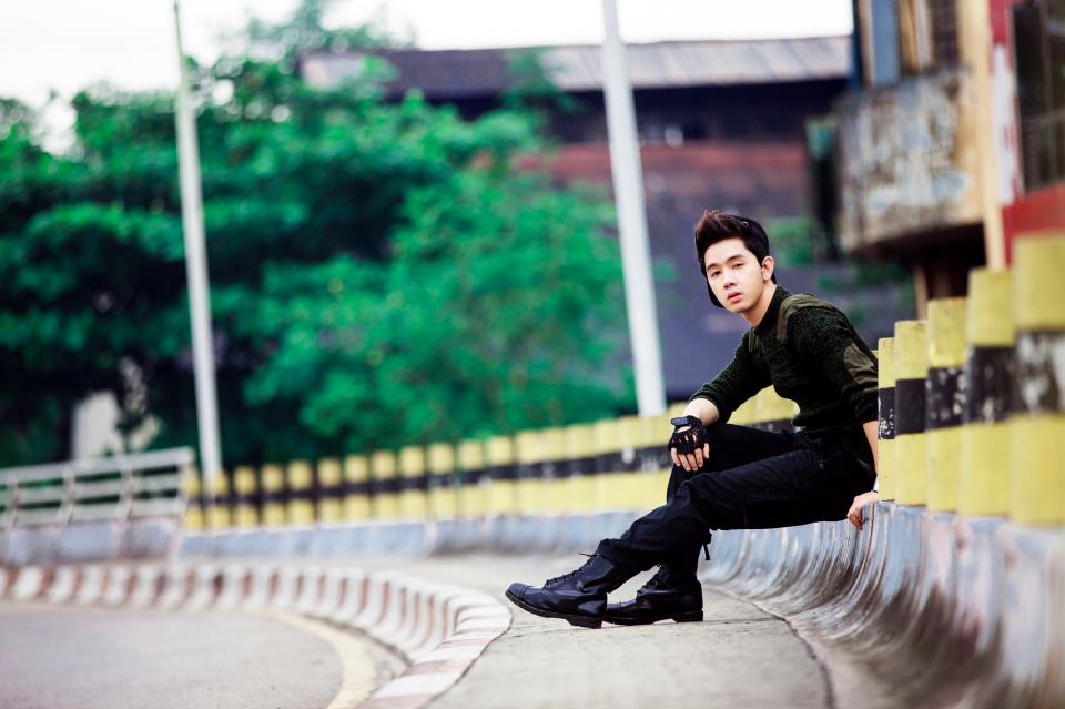 M y a n m a r H u n k s: Htet Phone Naing @ Road Fashion