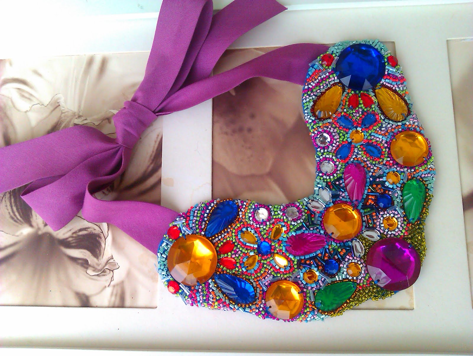 lumalu: collar babero multicolor