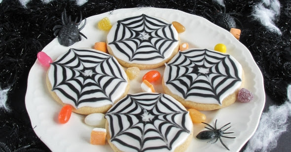 Hazel Fisher Creations: Halloween Cookies - Recipe and Spider Web Icing ...