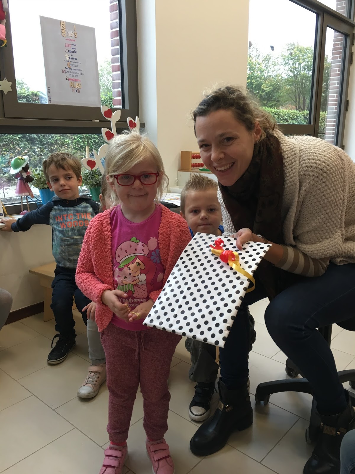 Juf Els/ juf Charlien 3de kleuterklas: Dag juf Sophie!