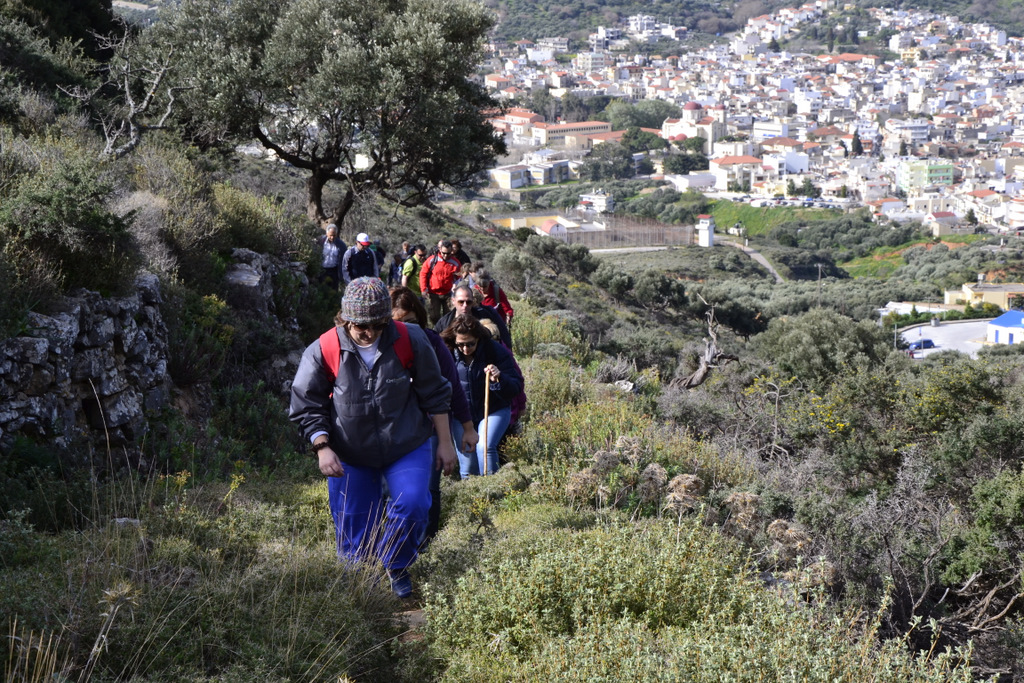 EXPLORE MOUNTAINS: ΠΕΖΟΠΟΡΙΑ ΝΕΑΠΟΛΗ-ΜΟΝΟΠΑΤΙ ΠΡΟΣ ΚΟΥΡΟΥΝΕΣ-ΑΡΧΑΙΑ ΔΡΗΡΟΣ