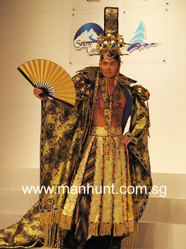 Most Beautiful National Costumes from Male Pageant - Indonesian ...