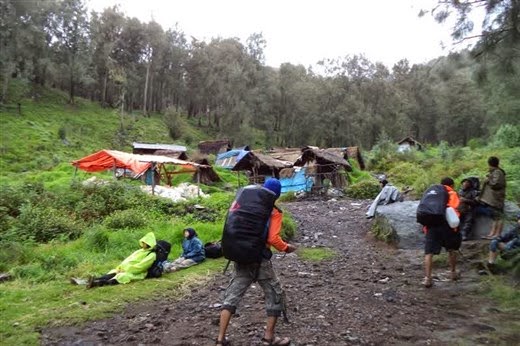 Pendaki Malang: Jalur Pendakian Gunung Arjuno