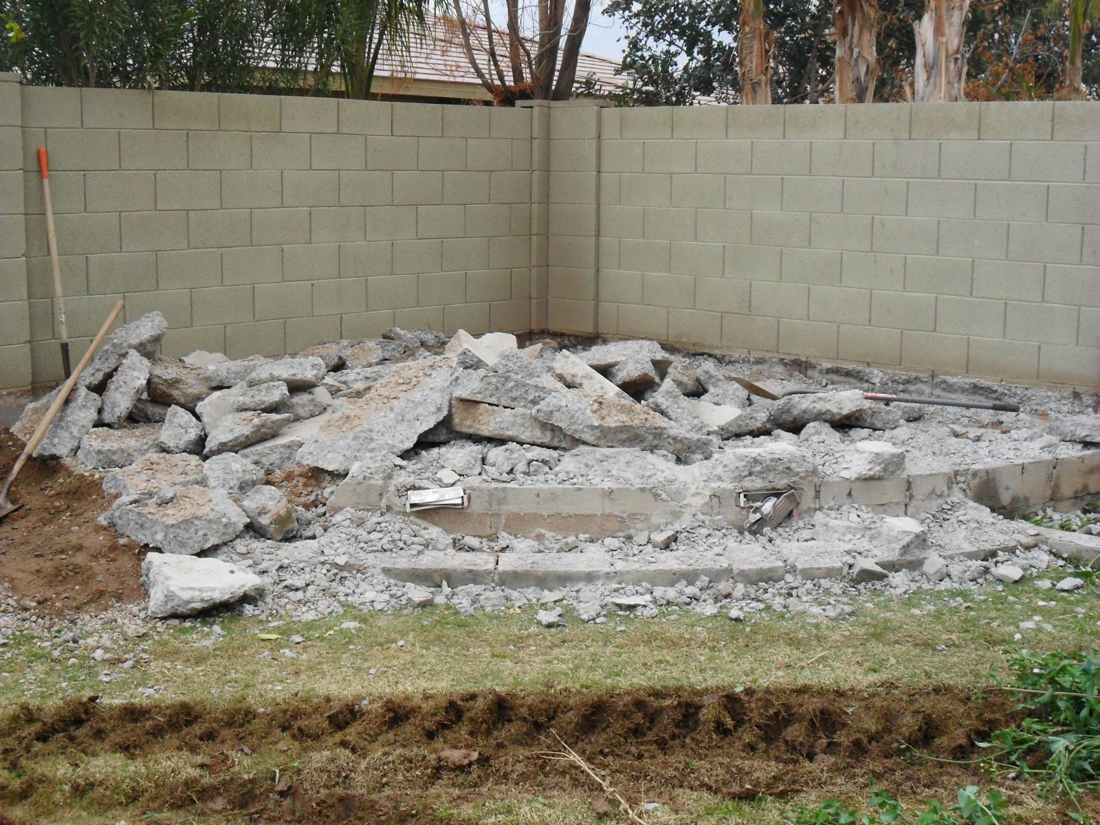 The LeSueur Family: Backyard Disaster--Almost Finished!