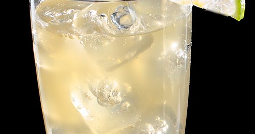 Kitchen Riffs: The Airmail Cocktail