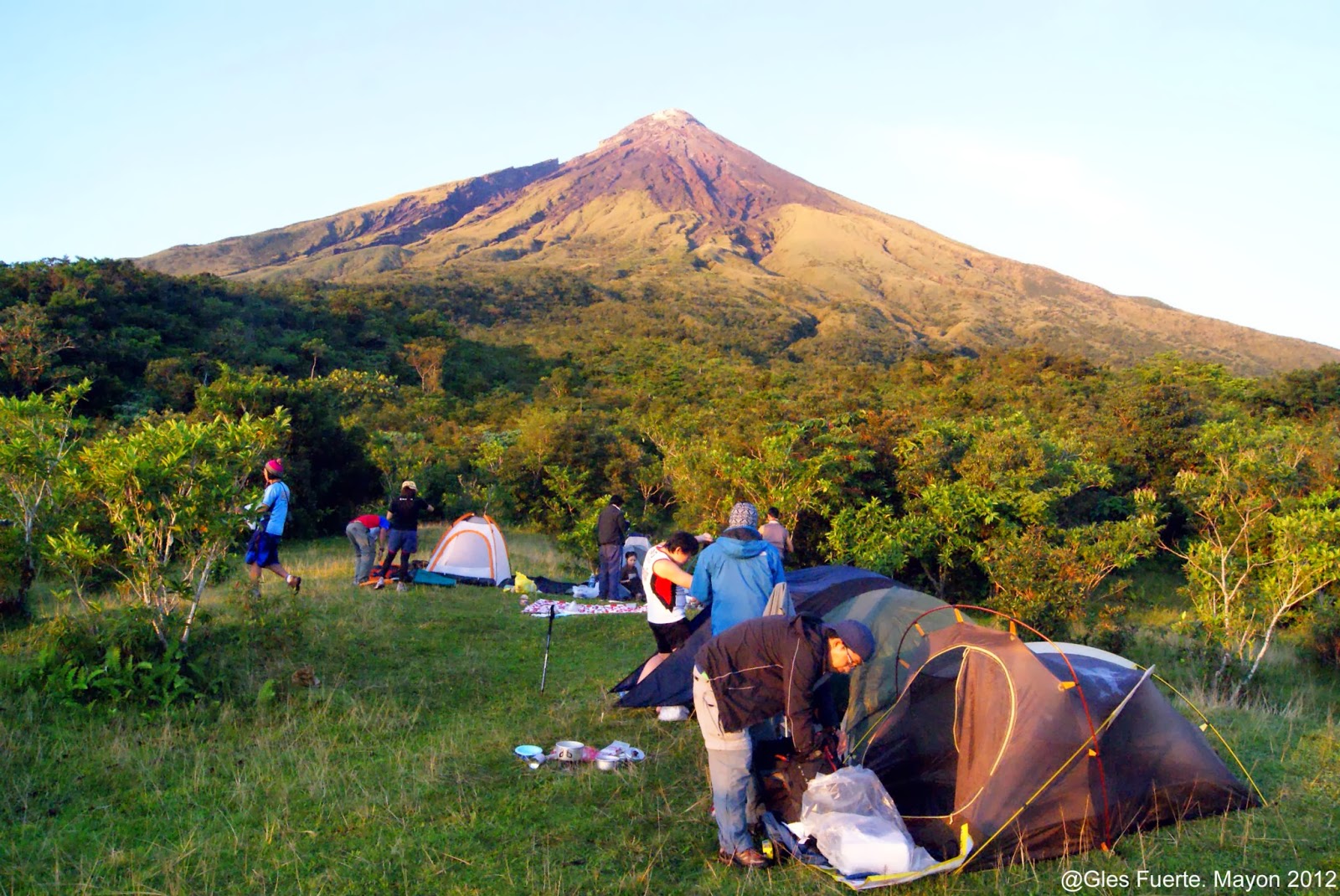 Explore.Dream.Discover: Trekking Mt. Mayon (via New Trail)