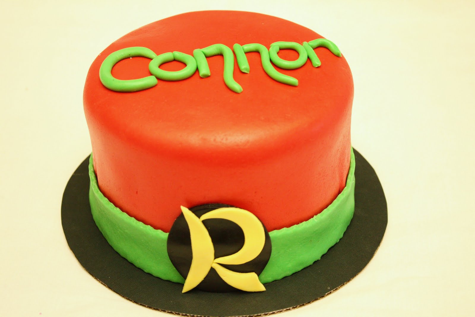Sweet & Sassy Cakes!: Robin Cake