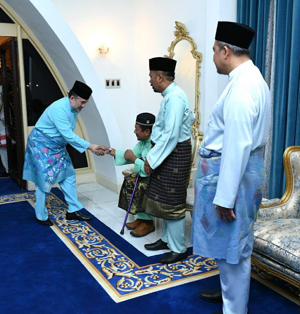 1Media.My: Raja dan rakyat berpisah tiada