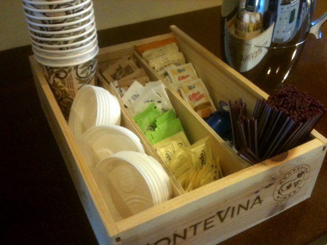 Rustchic: Repurposed Wine Box