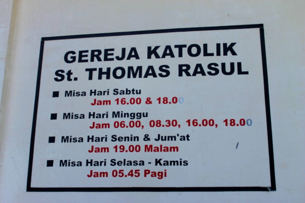 Fotografi Gereja Katolik di Indonesia: Gereja Katolik St. Thomas Rasul ...