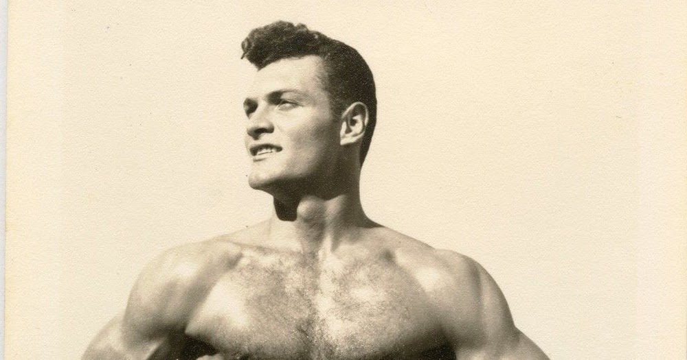 Male Models Vintage Beefcake: Bob Gentry Photographed by Ralph Kelly