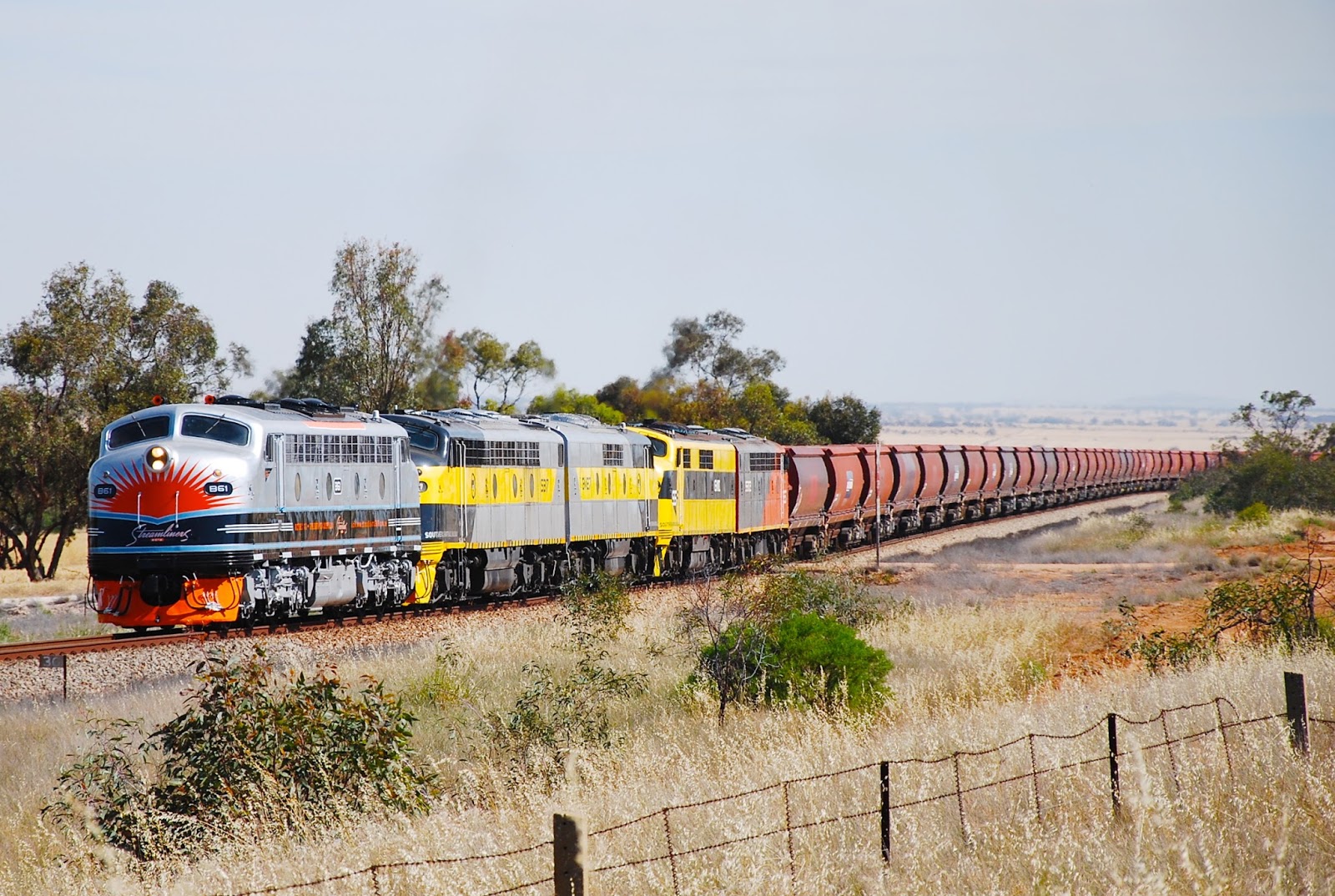 Oztrains: Streamliners