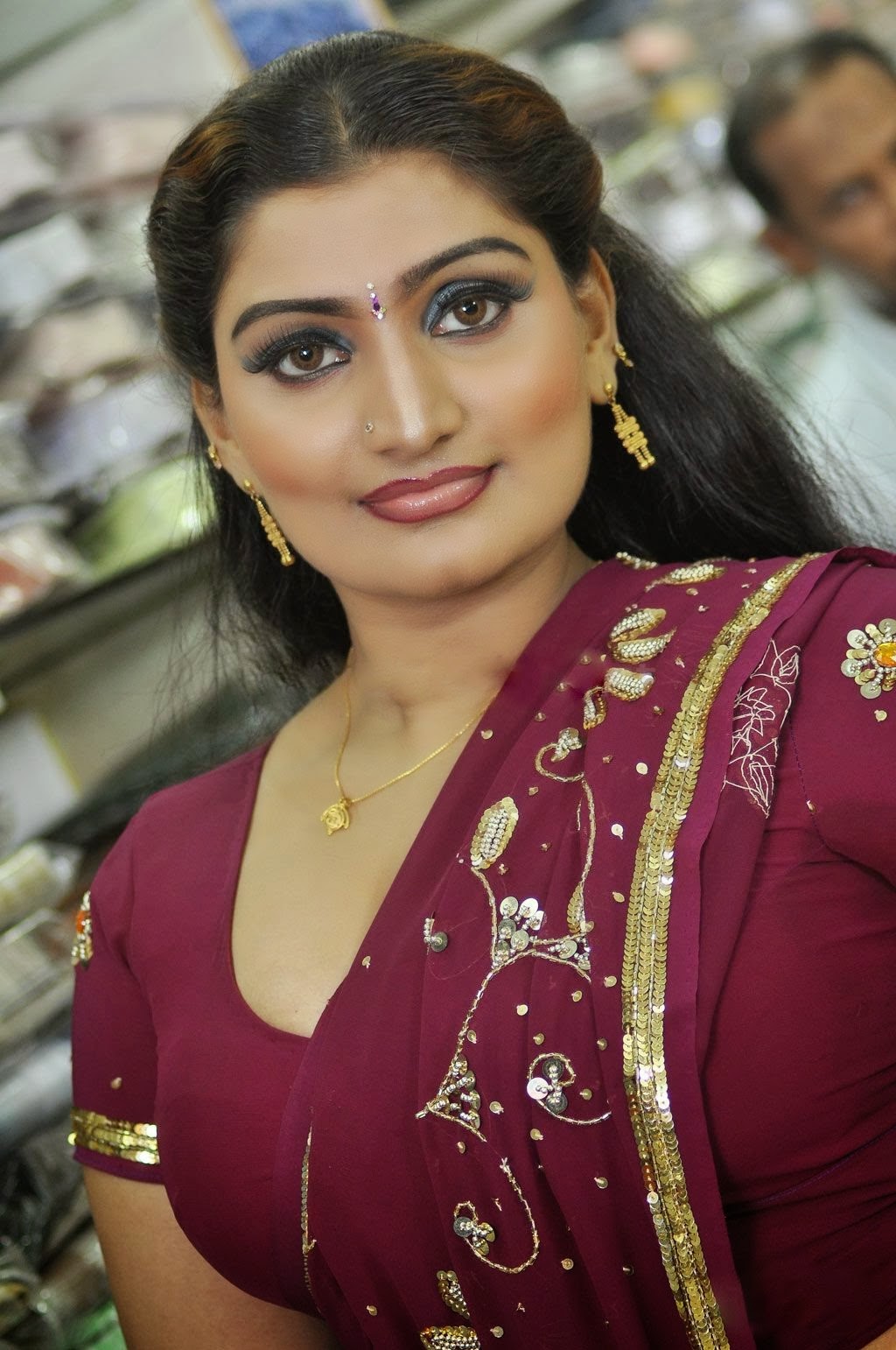 Actress Babilonia Hot Stills In Saree - Cine Gallery