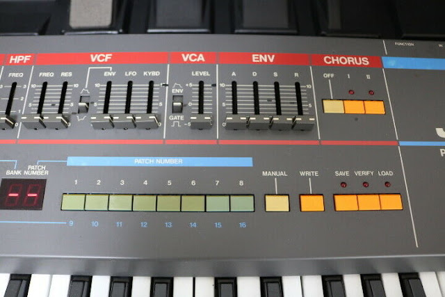 MATRIXSYNTH: Roland Juno 106 SN 472657 w/ Case