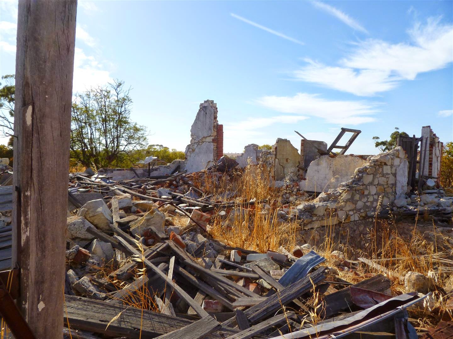 This and That, Here and There: Meckering Earthquake 1968