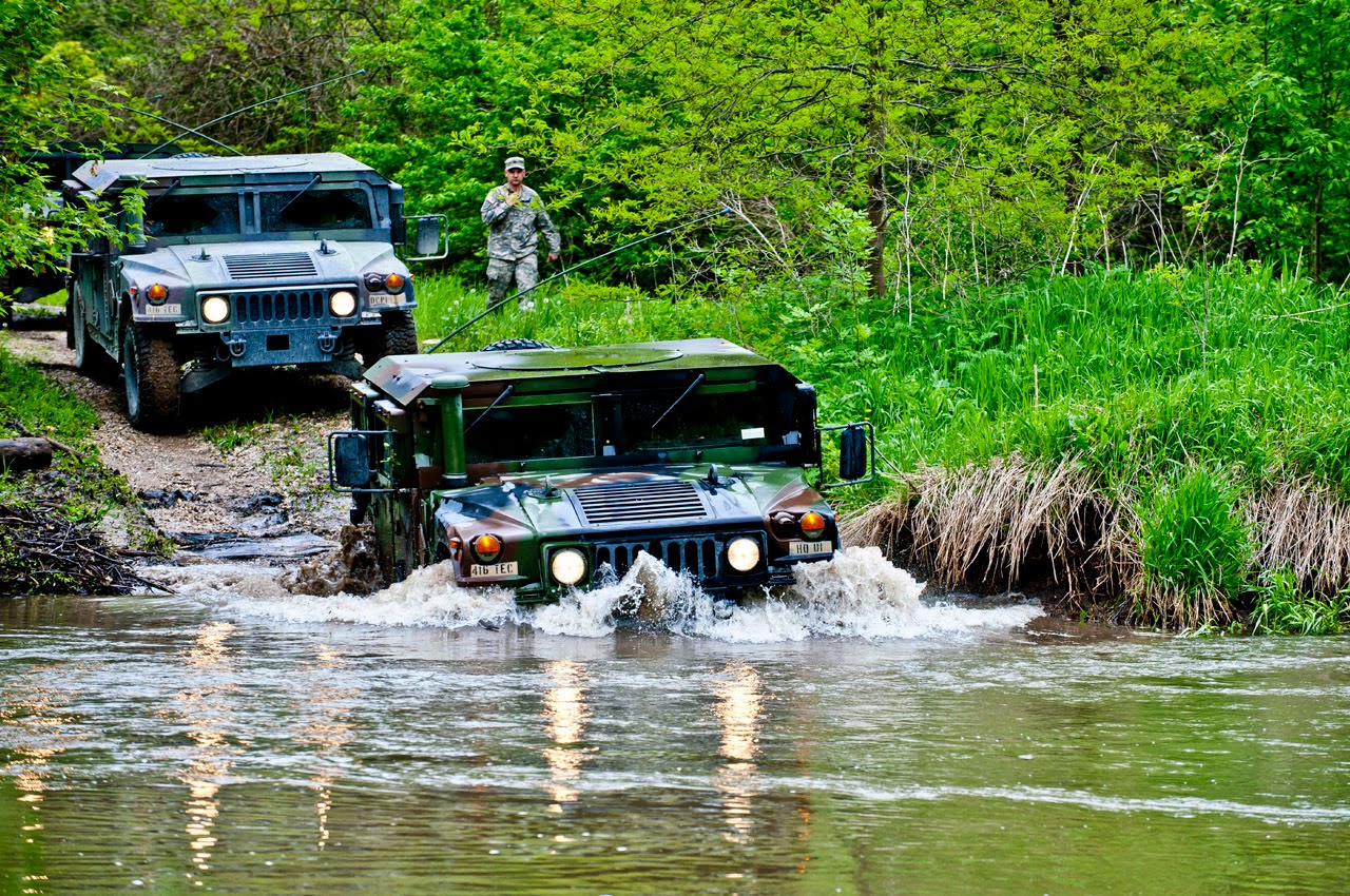 US Army Humvee Driver: Driven to Work Photos - Latest Auto Design