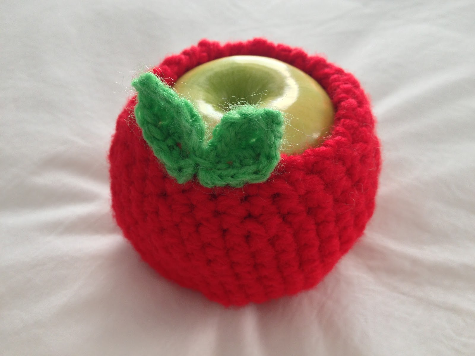 Make ALL The Things!: Apple Cozy Crochet Pattern