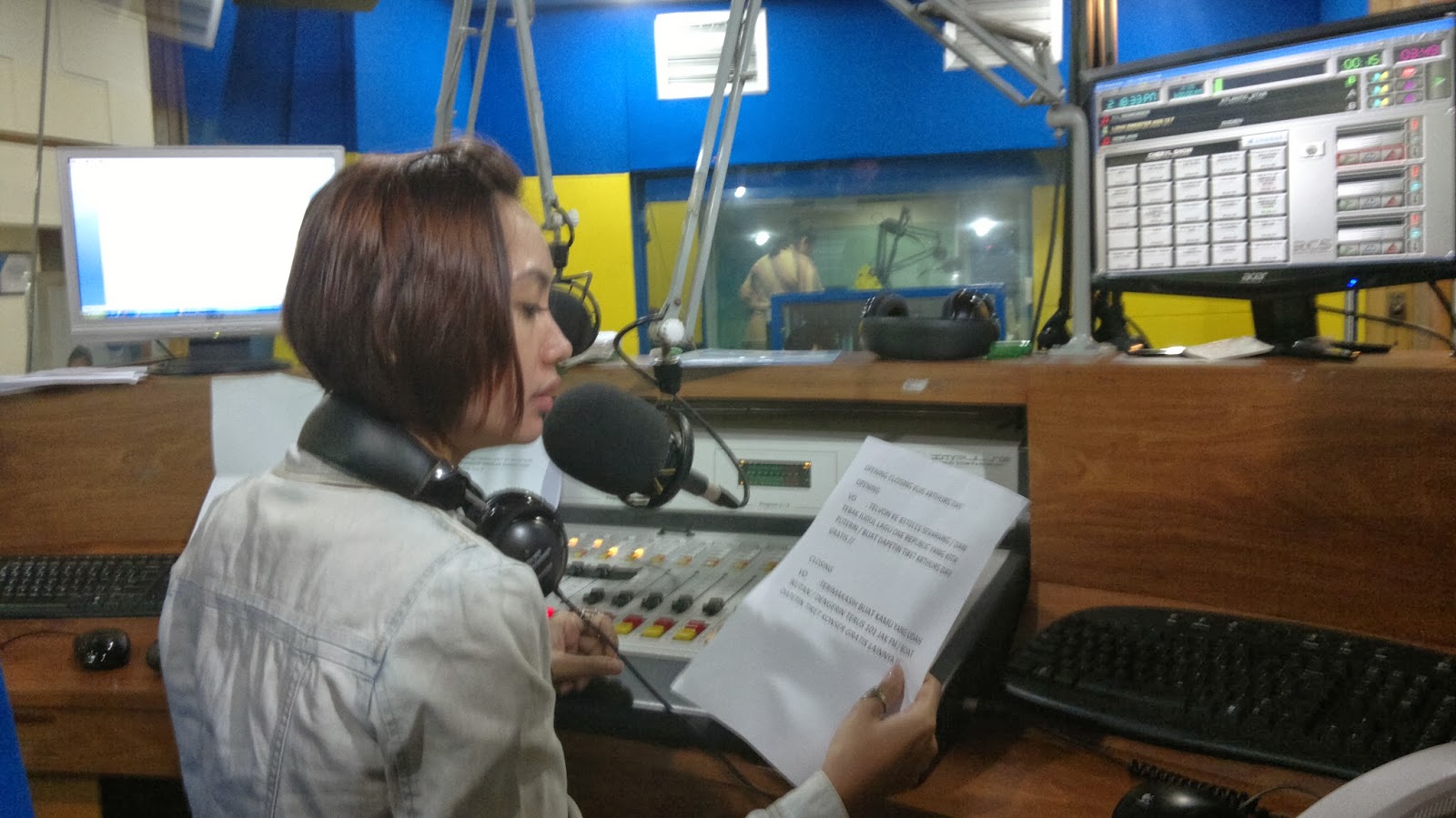 Radio Branding Materials: Studio + Office Interior | 101 Jak FM Jakarta ...