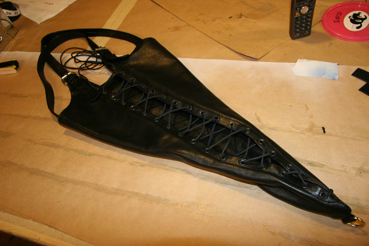 A fetish leathercrafters journal: Make an Armbinder - Step-by-Step