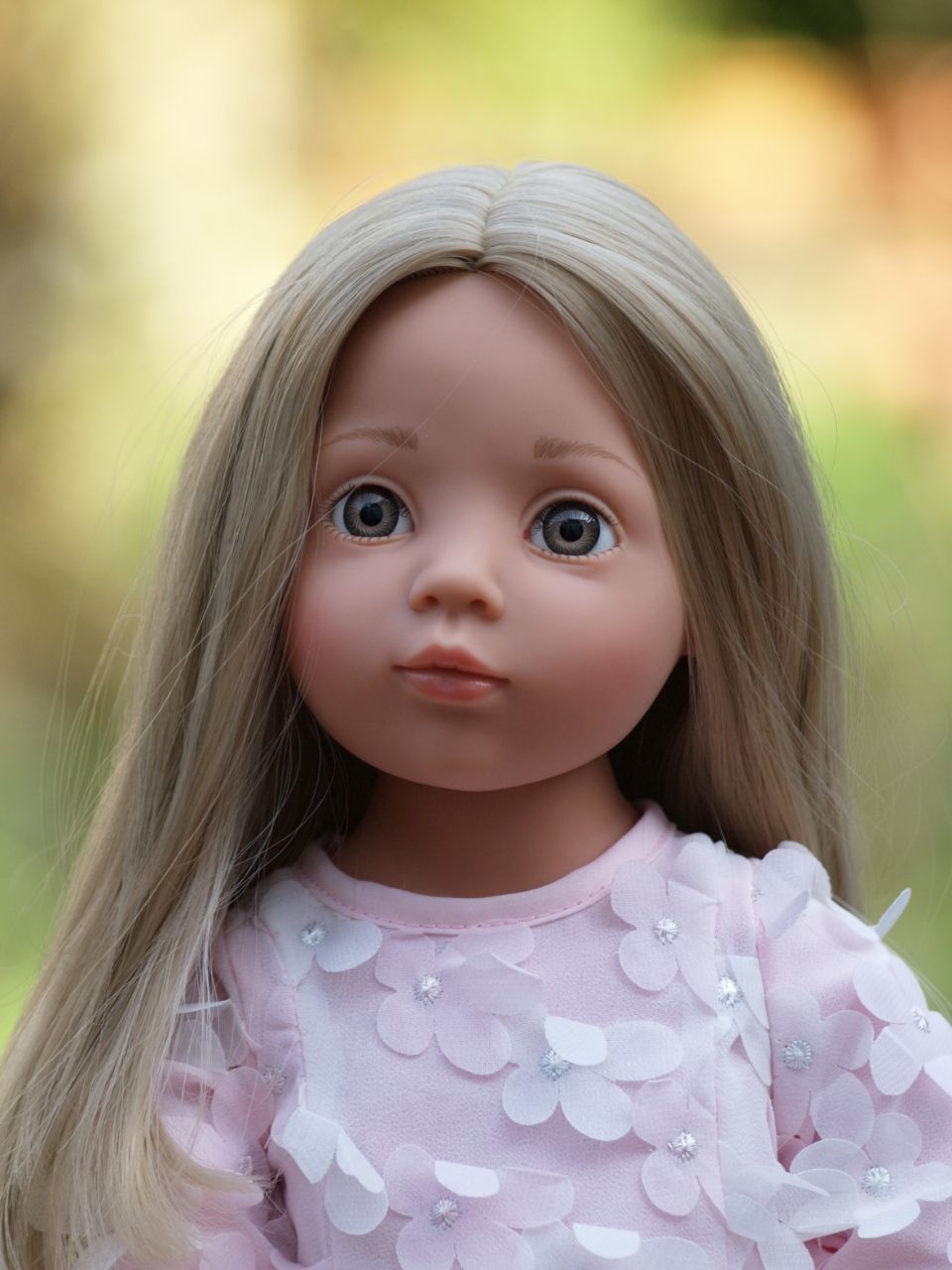 Cobia's Dolls: HK Emma and Luisa 2017