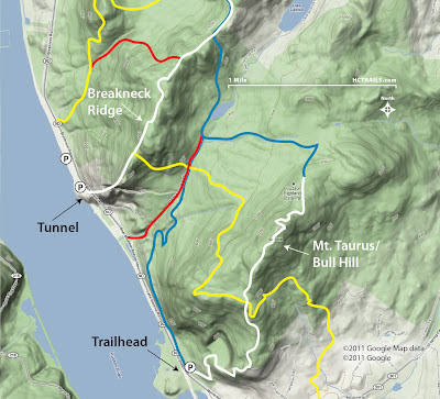 他们在天国远远望着我，目光怜悯又慈祥。: 走 Breakneck Ridge Trail