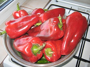 Reteta de acasa: Salata de ardei copt