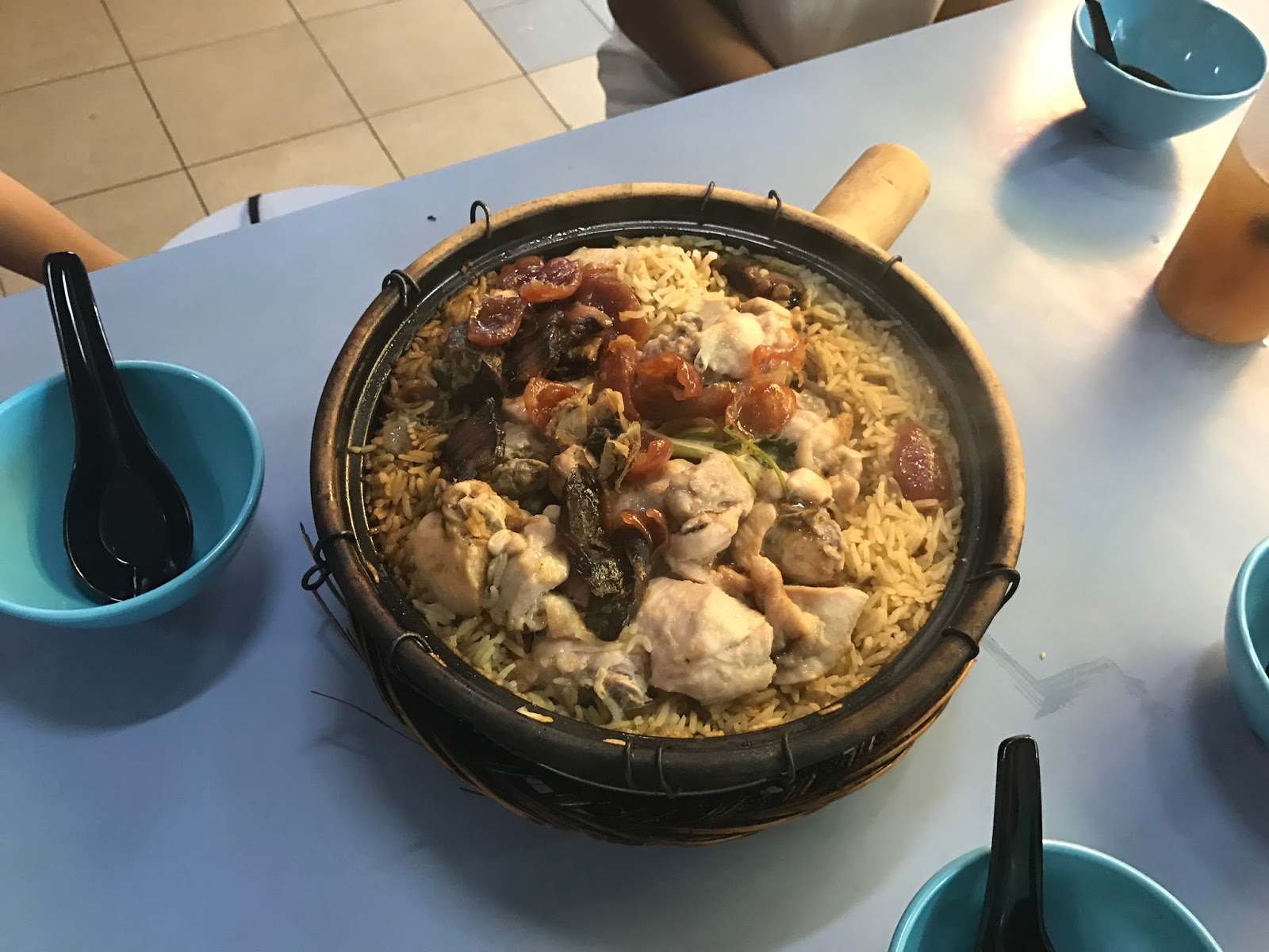 E21S: Lian He Ben Ji Claypot Rice