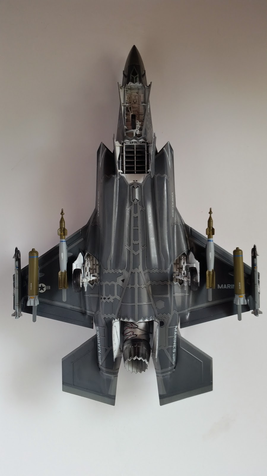 qmodels14: F-35 Build (Part 3)