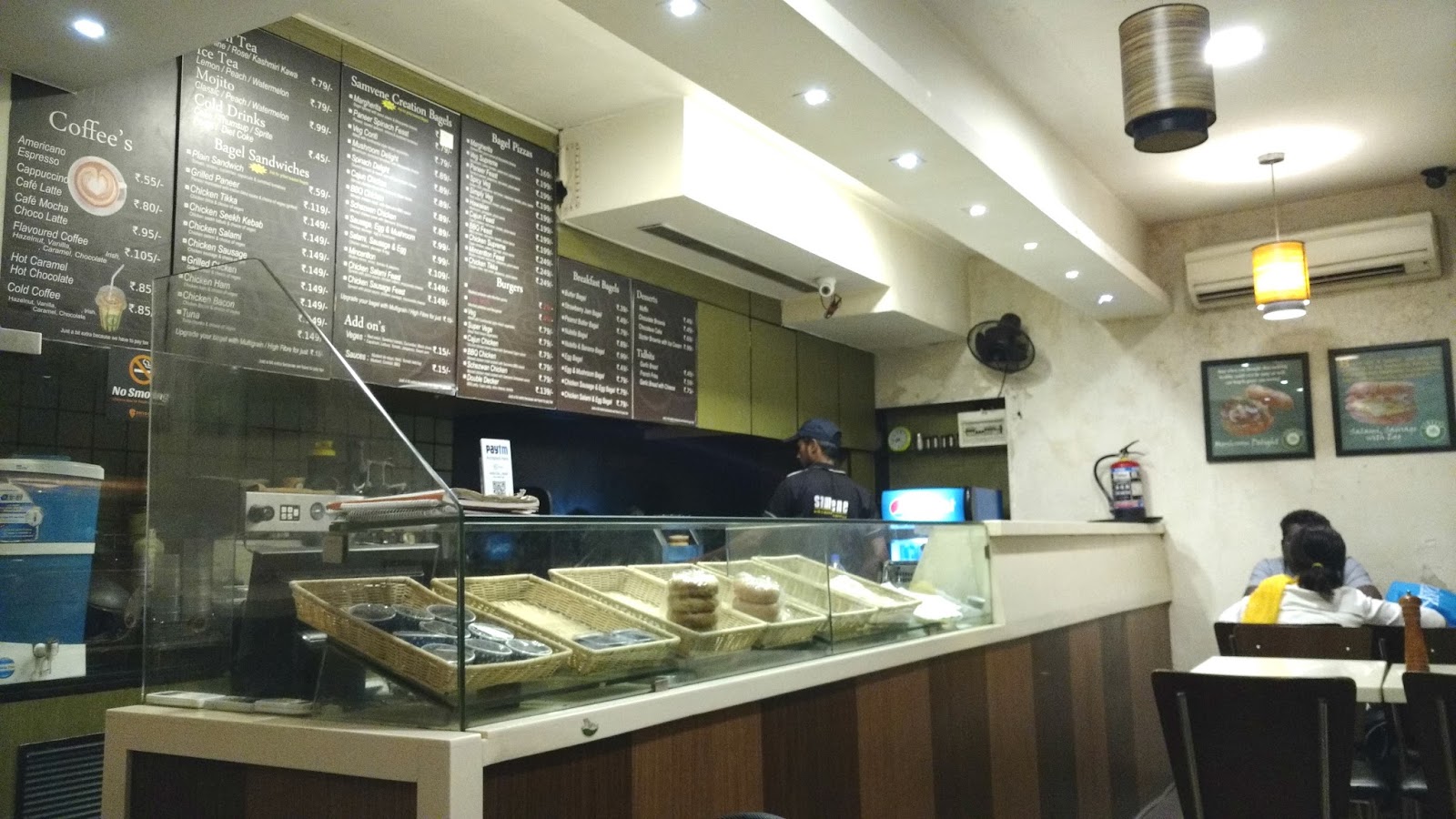 Samvene Bagel Cafe, Marol