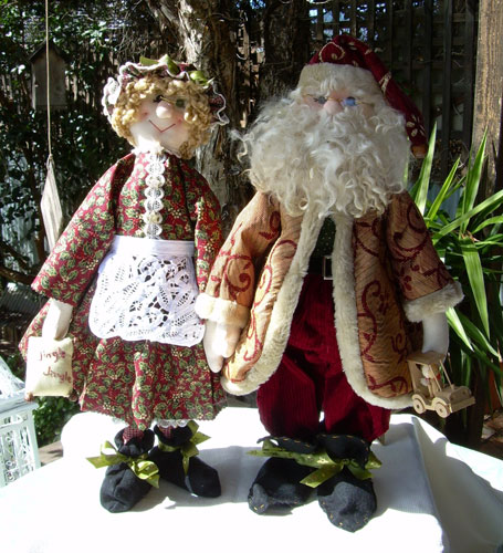Cat 'n Cart Crafts: Standing Santa and Mrs Claus