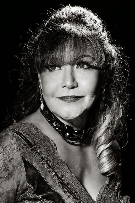 Claudya – A grande dama da MPB [Cleo Oshiro] - Revista Biografia