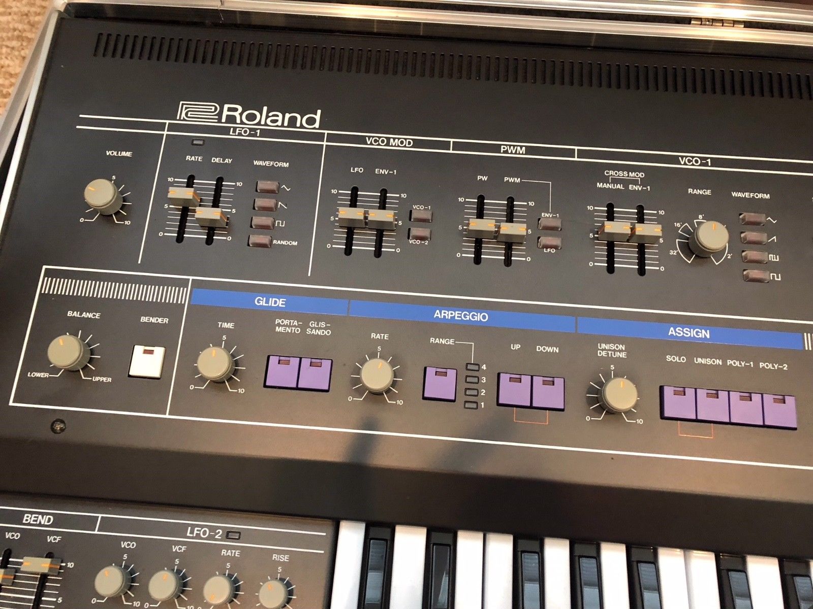 MATRIXSYNTH: Roland Jupiter 6 Keyboard Synthesizer with Europa