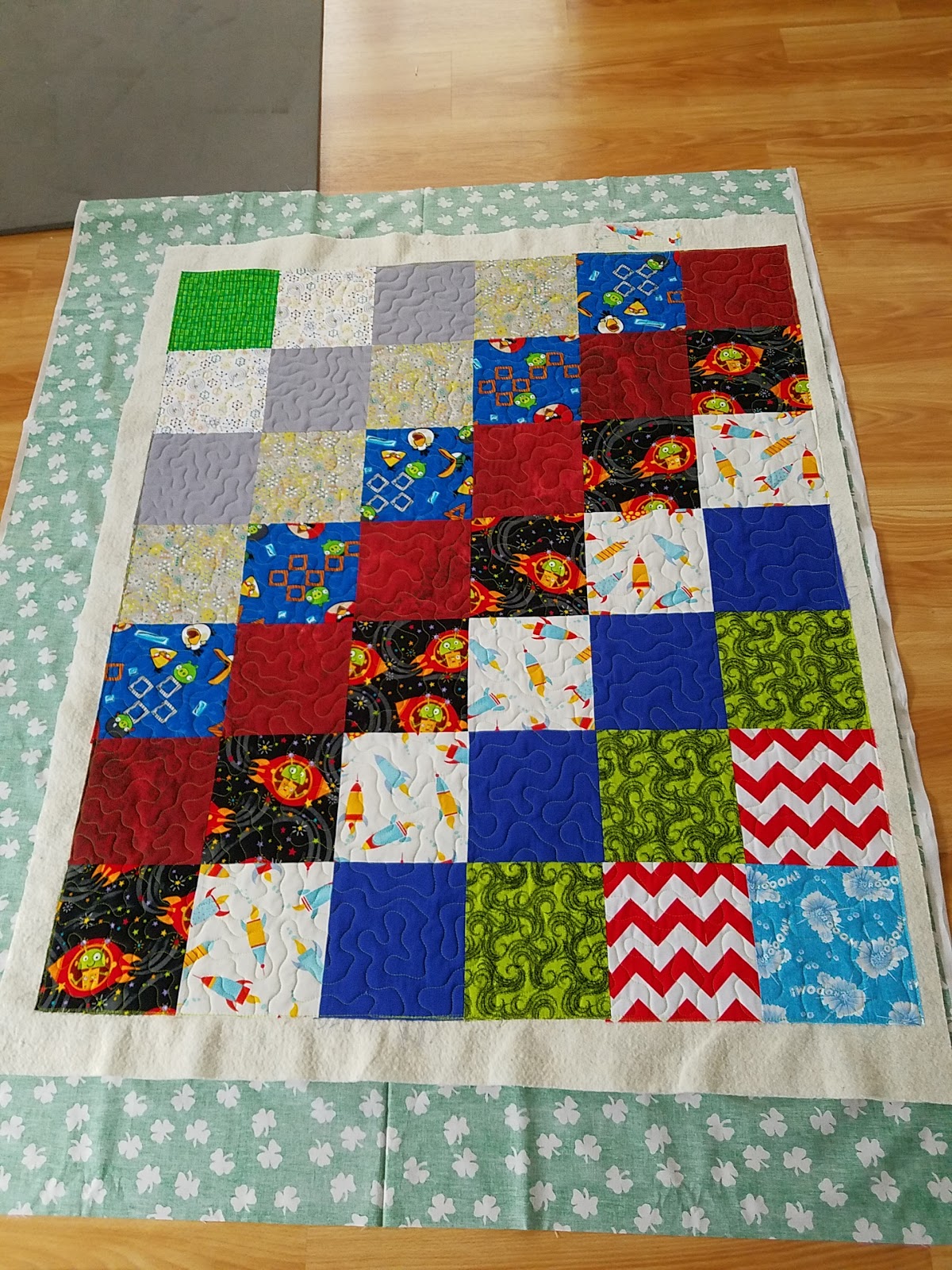 Becca's Crazy Projects: Charity Quilting the 6" Square