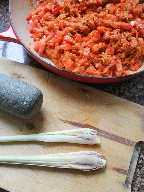 Food Lust People Love: Burmese Fish Curry #FishFridayFoodies